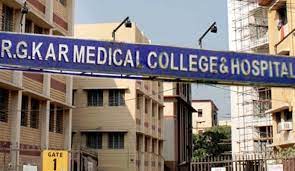 মহিলা চিকিৎসকের রহস্যজনক মৃত্যু আরজি কর হাসপাতালে - News 365 x 24.com